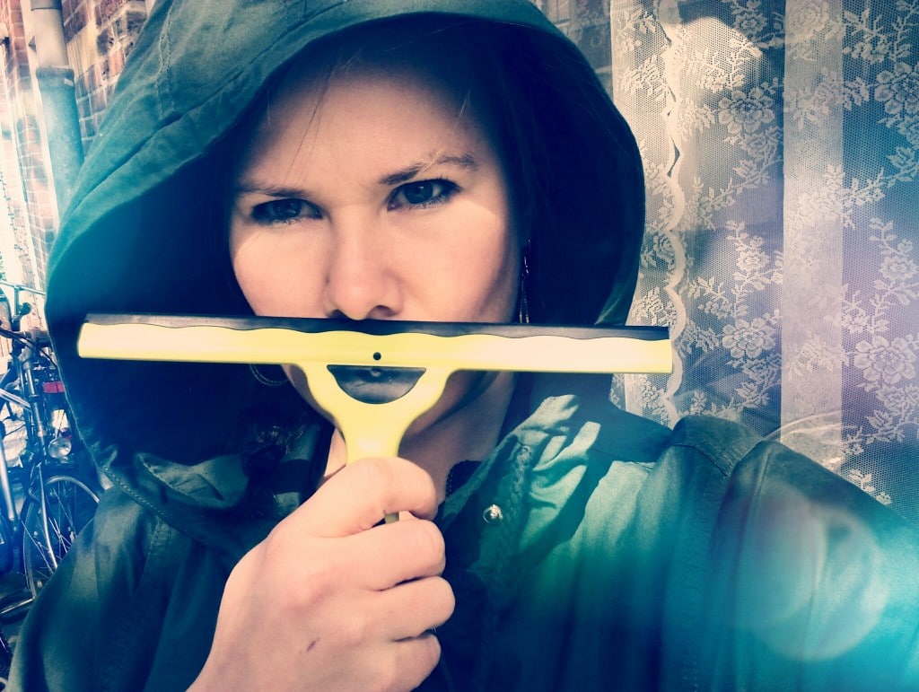 Rachel van de Pol: You Can Be A Superhero Too - impactmania